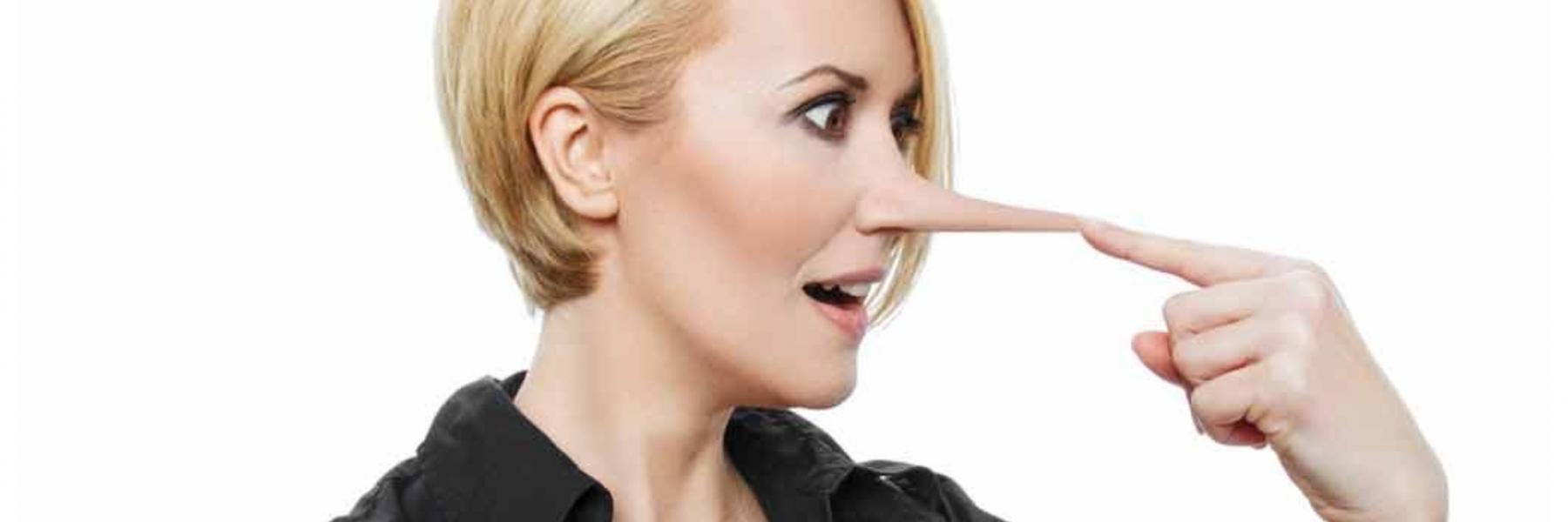 5 علامات تدل على أن الشخص الذي أمامك يكذب عليك إليك ما يجب ملاحظته